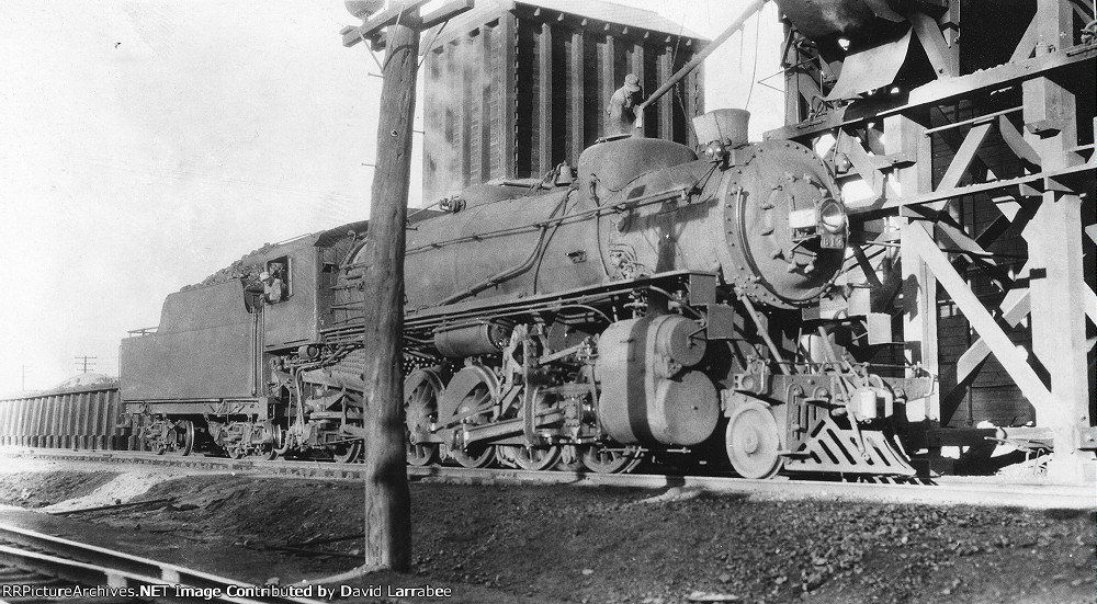 MEC 613 loading sand